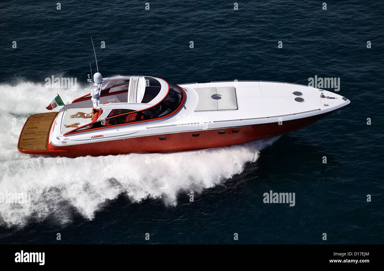 L'Italie, au large de la côte de Naples, Azzurra yacht de luxe ...