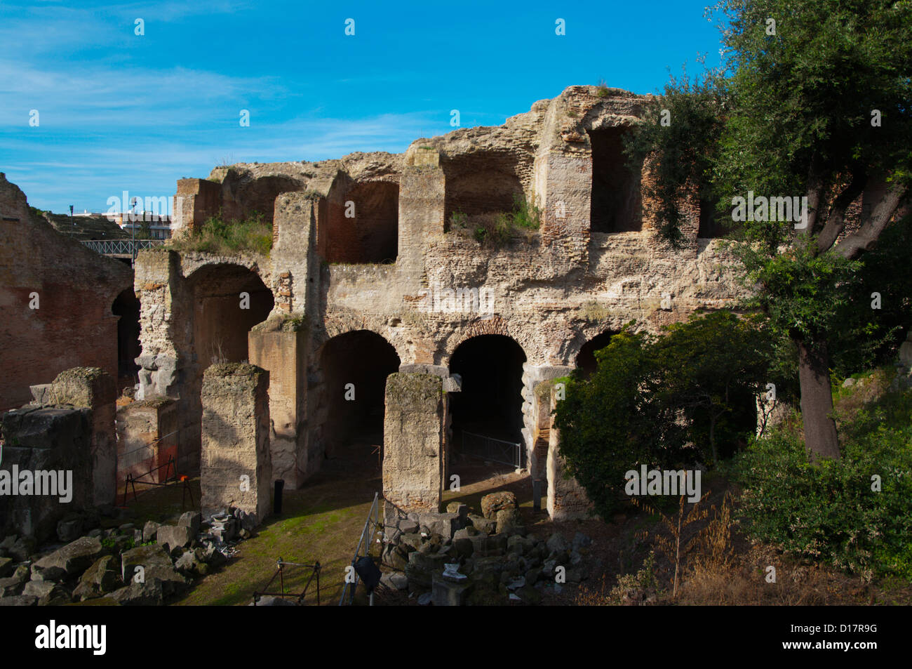 Amphithéâtre amphithéâtre Flavien Pozzuoli l'ancienne Puteoli Campi ...