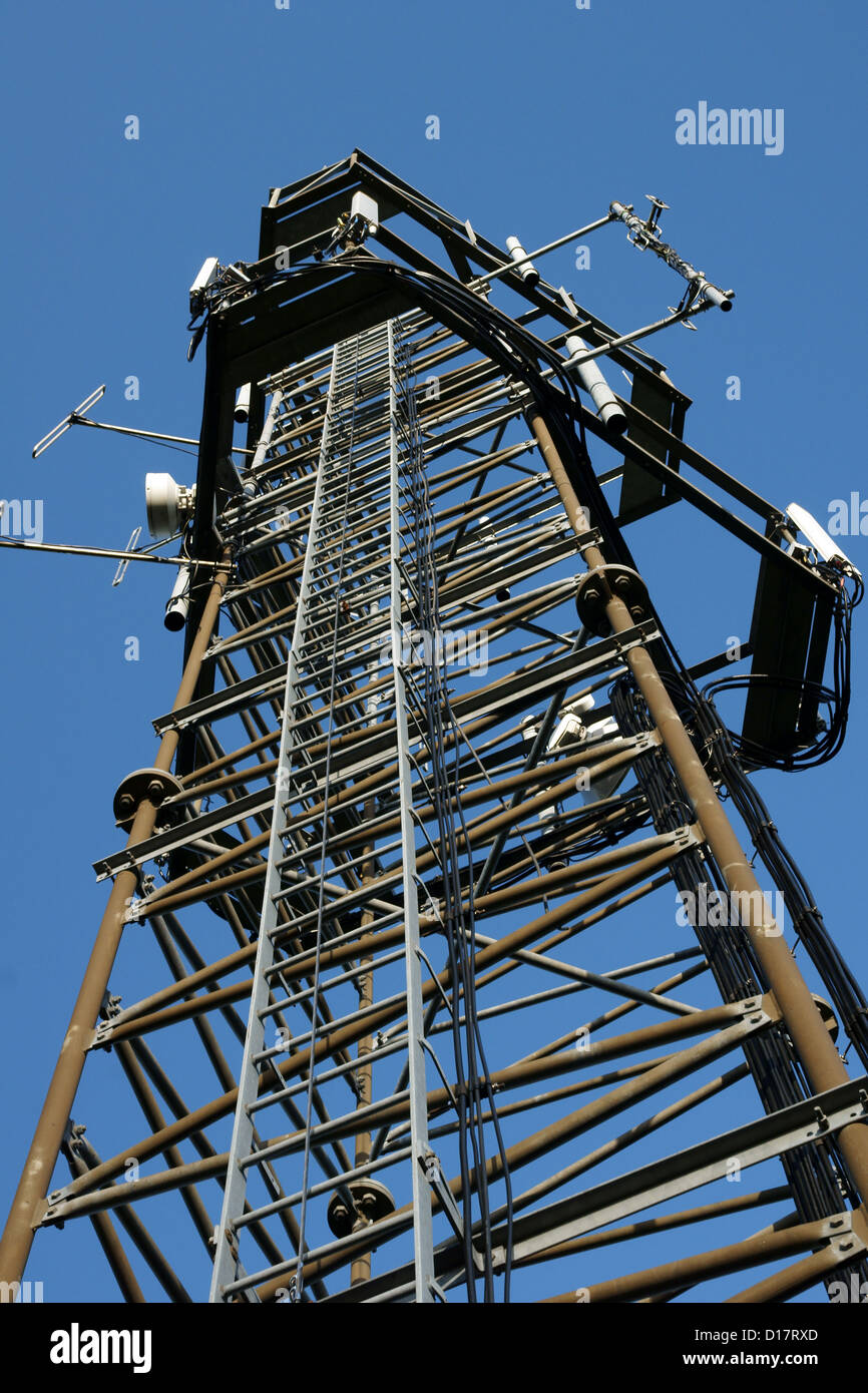Antenna telecommunications telecoms Banque de photographies et d’images ...