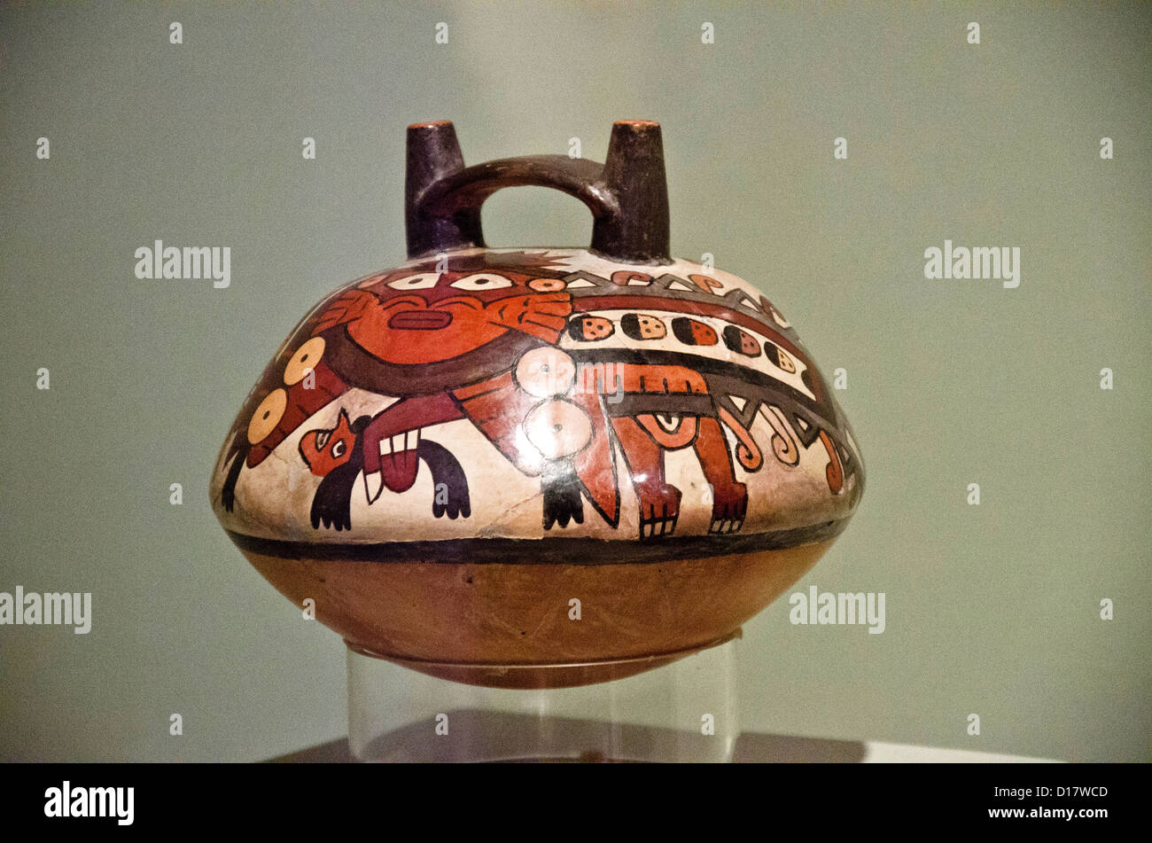 Ceramic vessel nazca culture 100 Banque de photographies et d’images à ...