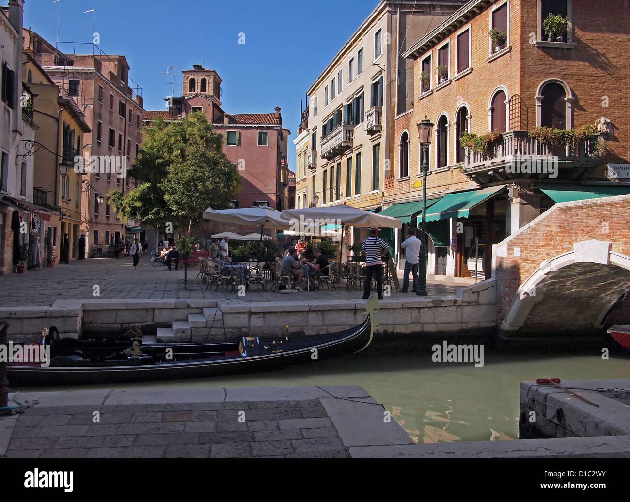 Maria nova Banque de photographies et d’images à haute résolution - Alamy