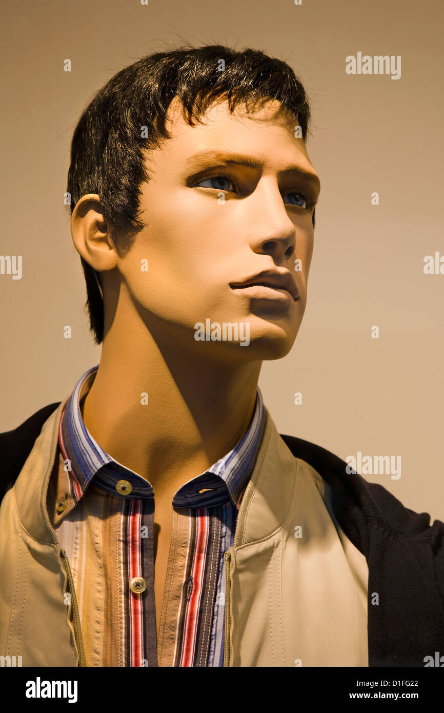 Poupée factice Banque de photographies et d’images à haute résolution ...