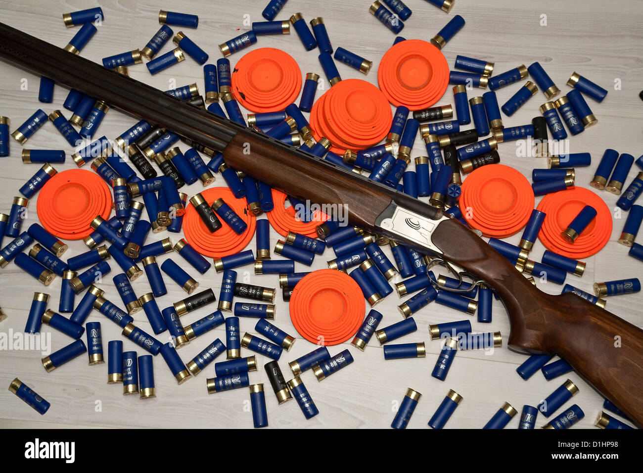 Cartouches pour calibre 12 Banque de photographies et d’images à haute ...