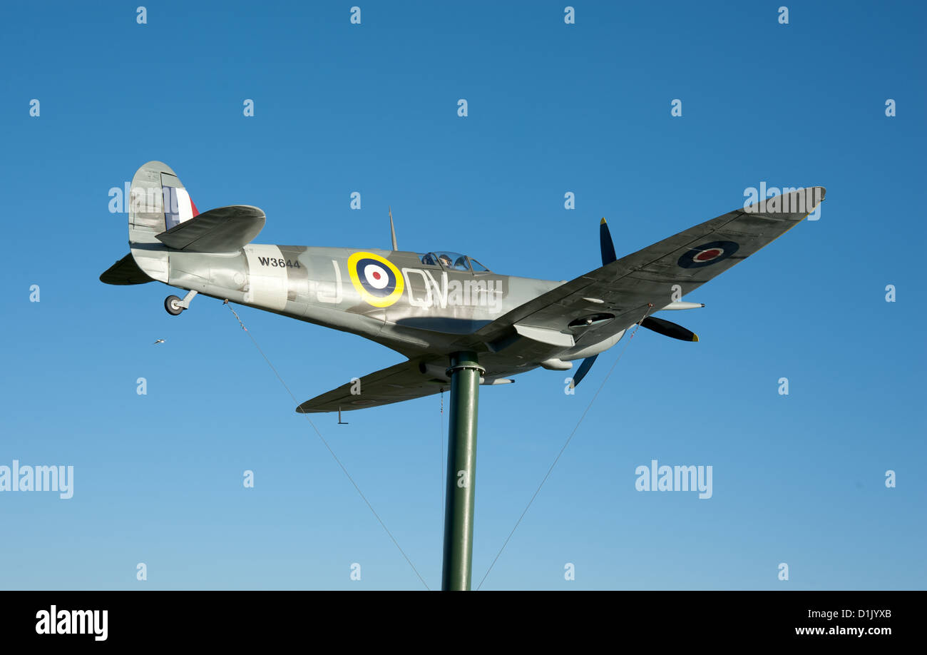Avion spitfire de la seconde guerre mondiale Banque de photographies et ...