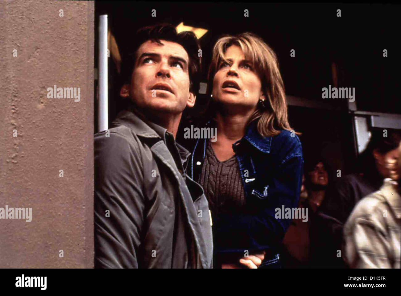 Dante's Peak Dante's Peak Harry Dalton (Pierce Brosnan), Rachel Wando ...