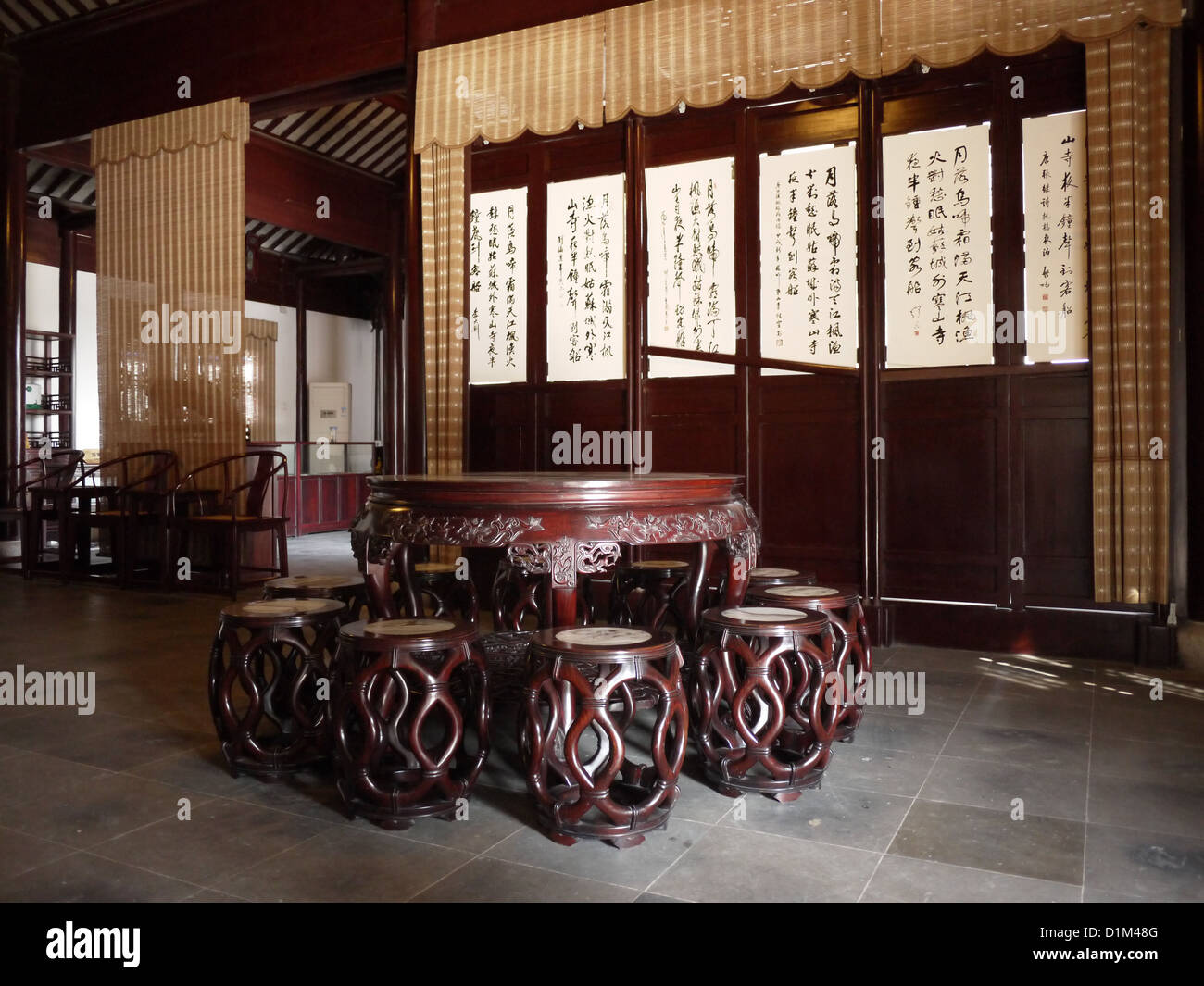 Meubles chinois Banque de photographies et d’images à haute résolution ...