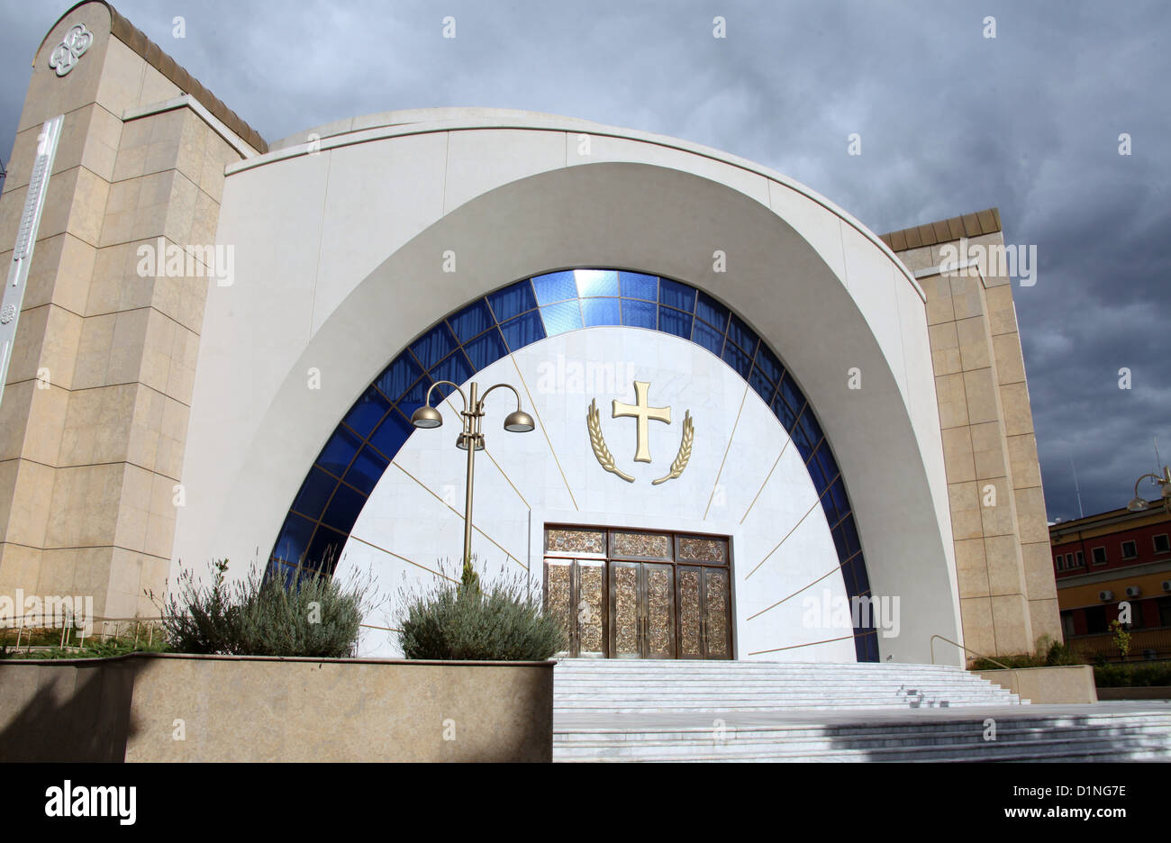 Nouvelle Cathédrale Orthodoxe de la résurrection du Christ à Tirana ...