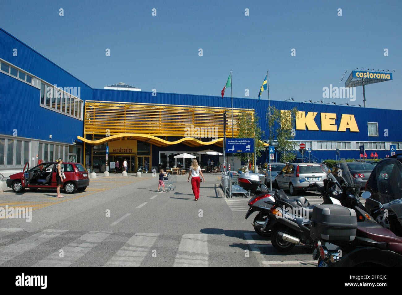 Ikea italy Banque de photographies et d’images à haute résolution - Alamy