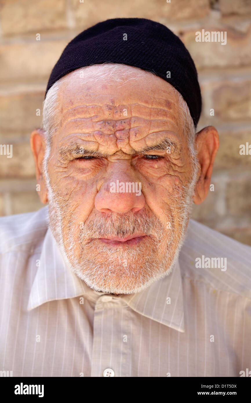Iranian man Banque de photographies et d’images à haute résolution - Alamy