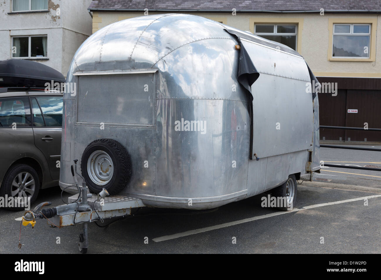 Streamline caravan Banque de photographies et d’images à haute ...