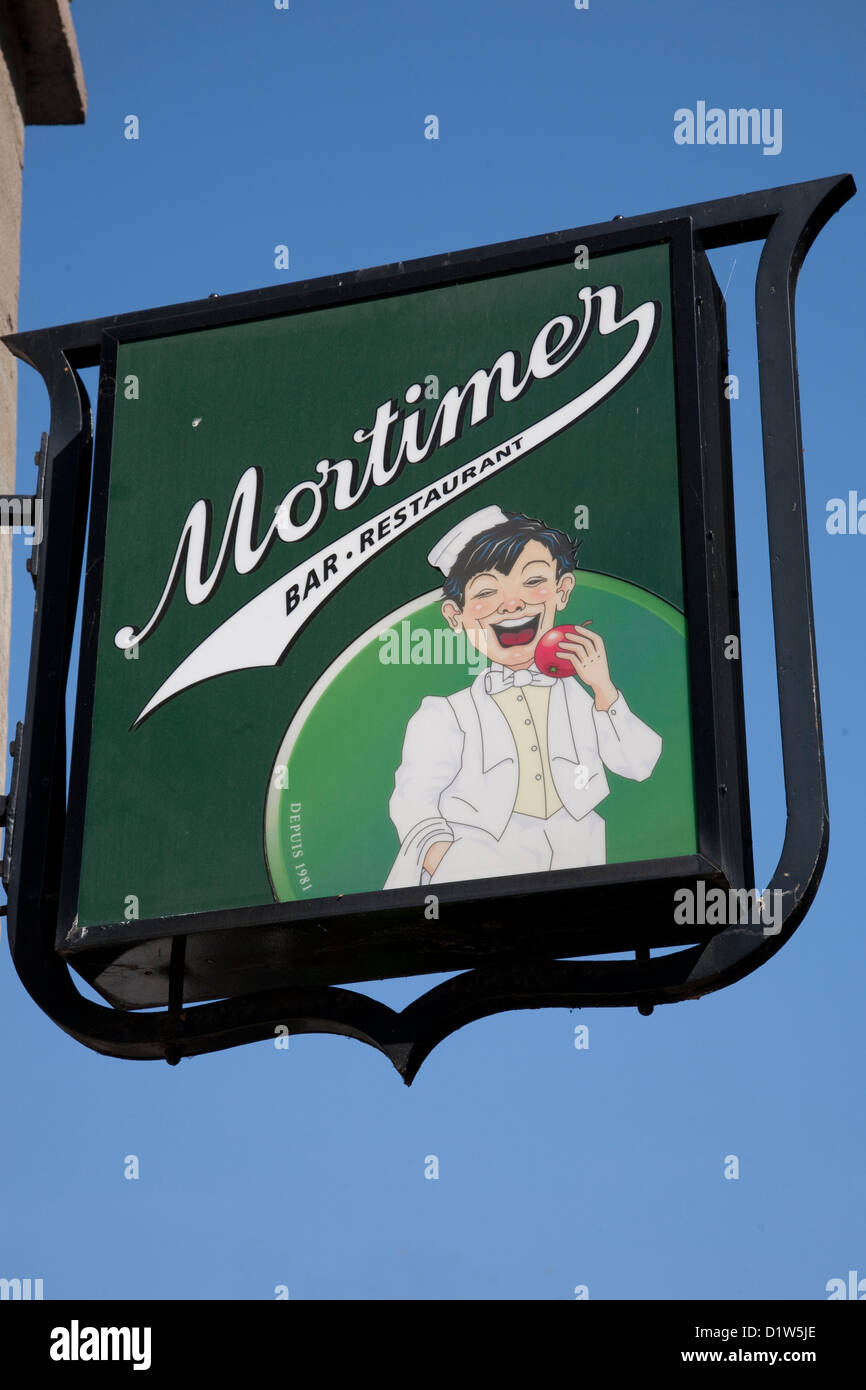 Mortimer Restaurant and Bar Panneau ; Boug de quatre mètres carrés ...