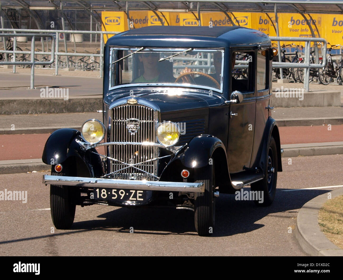 Peugeot 201 Banque de photographies et d’images à haute résolution - Alamy