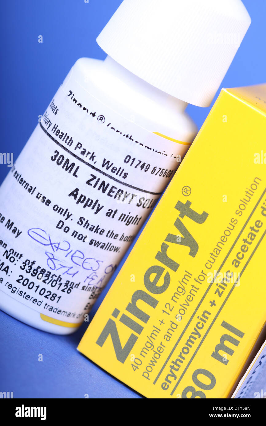 Acétate de zinc dihydraté Banque de photographies et d’images à haute ...