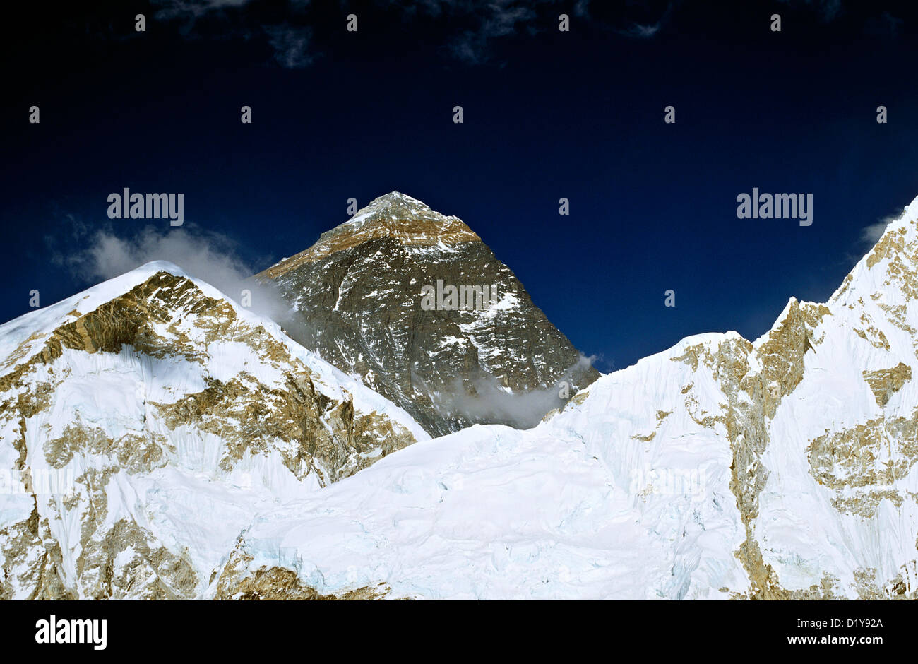 Everest re Banque de photographies et d’images à haute résolution - Alamy