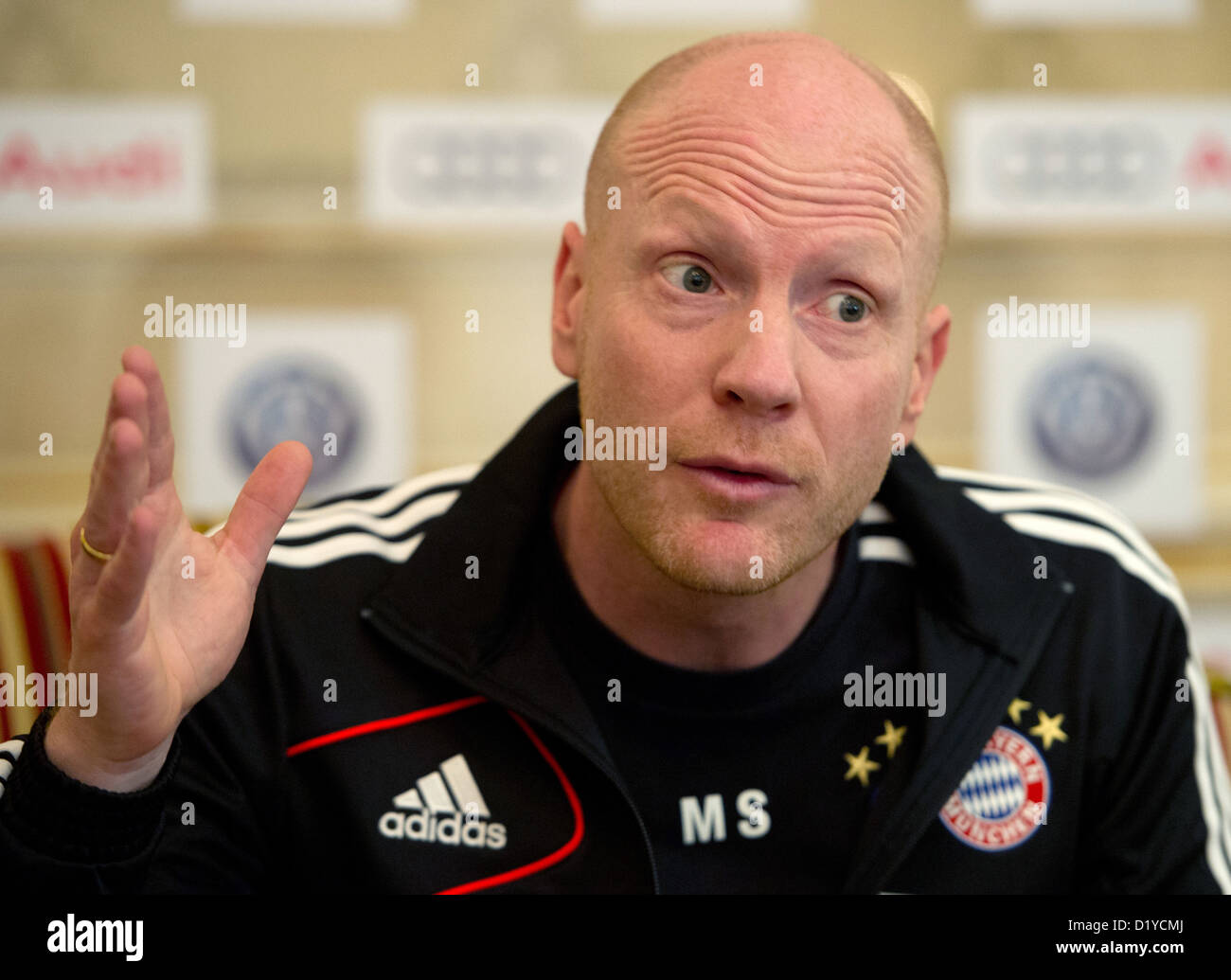 Matthias sammer training Banque de photographies et d’images à haute ...