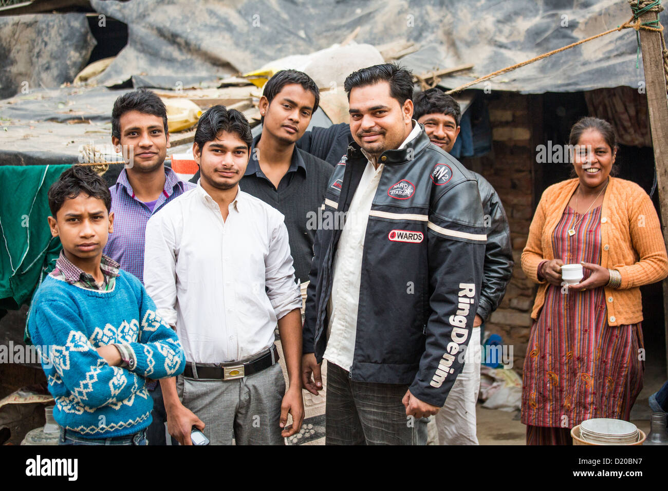 Taudis De Delhi En Inde Banque d'image et photos - Alamy
