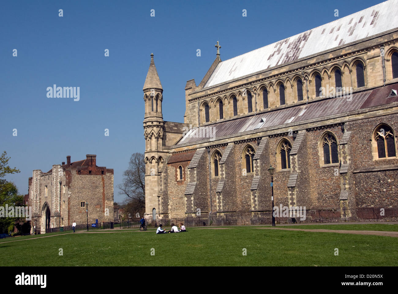 Abbaye gatehouse st albans Banque de photographies et d’images à haute ...