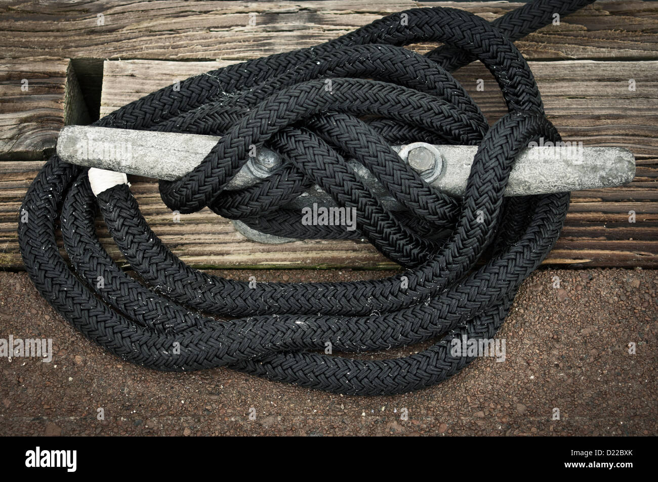 Attacher Une Corde Banque d'image et photos - Alamy