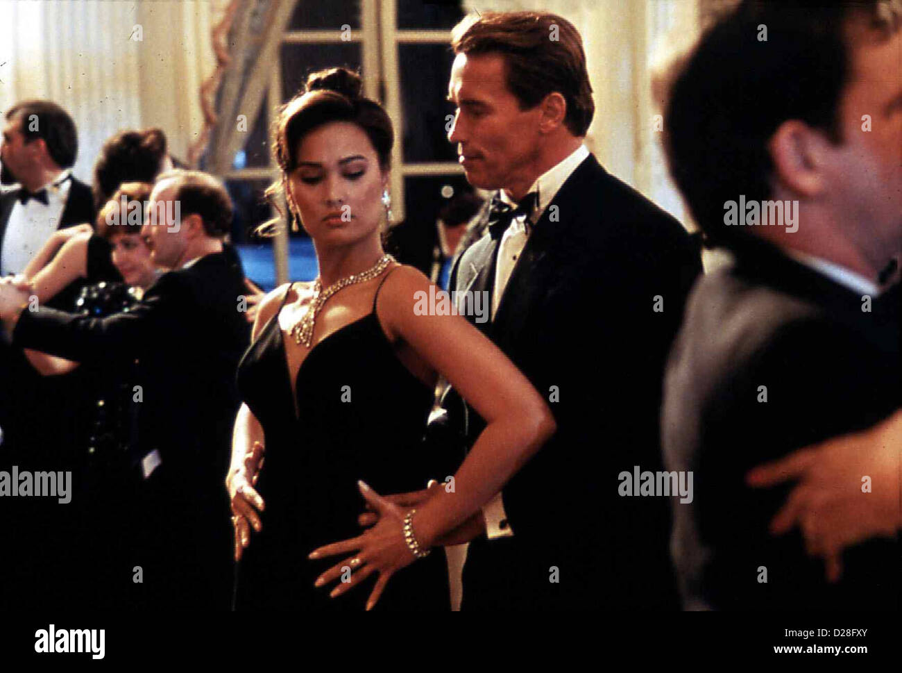 - True Lies True Lies Luegen Wahre Tia Carrere, Arnold Schwarzenegger ...