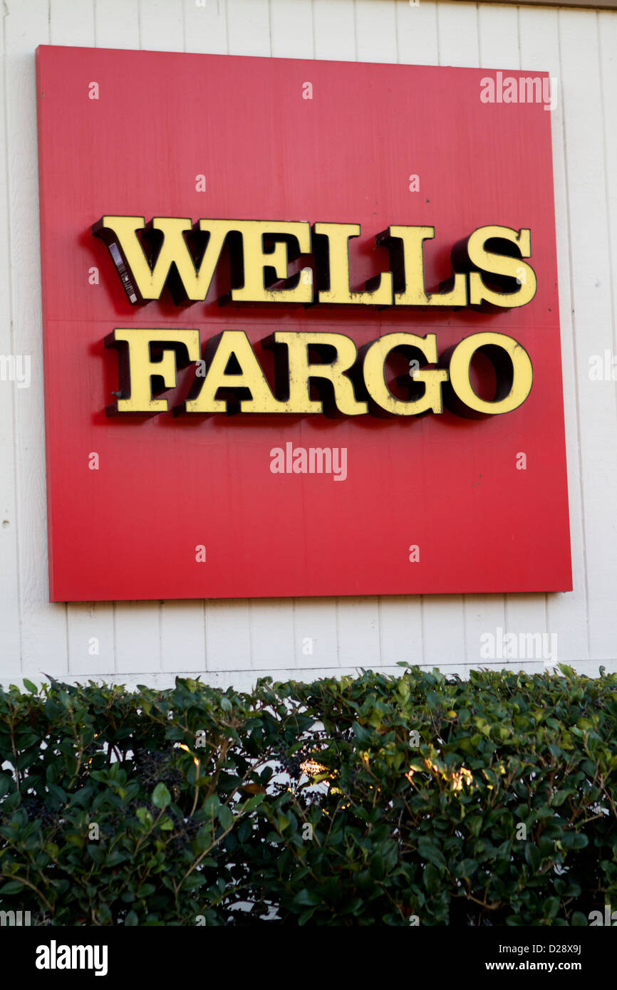 Logo de la banque wells fargo Banque de photographies et d’images à ...