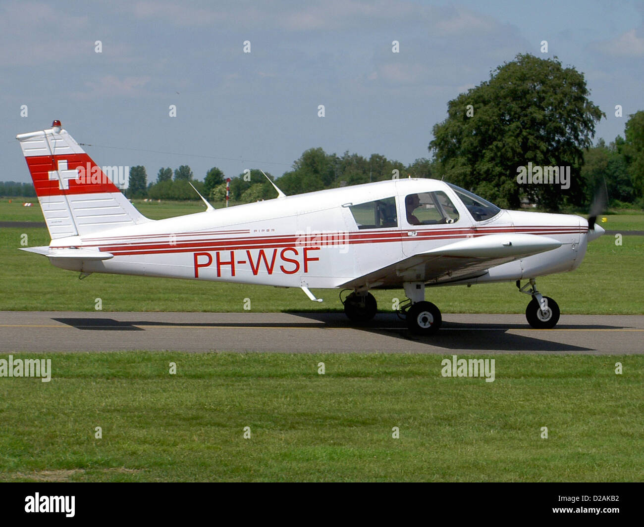 Piper cherokee avion Banque de photographies et d’images à haute ...