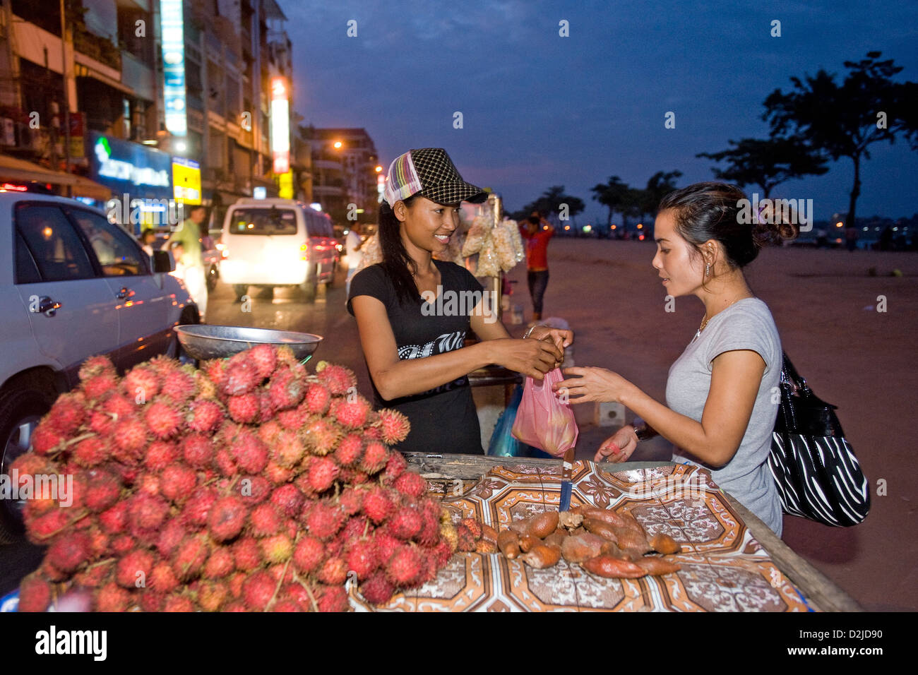 Cambodian fruit stand Banque de photographies et d’images à haute ...