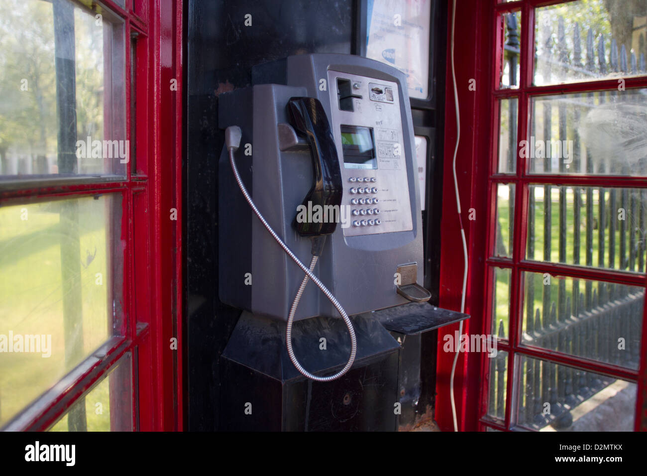 à l'intérieur de la cabine téléphonique Banque de photographies et d ...