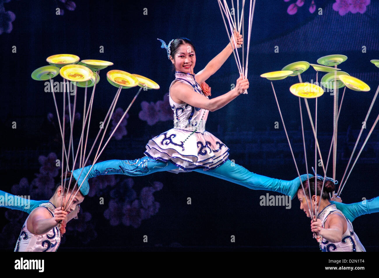 Chinese acrobat ne sépare l'article sur d'autres chefs d'acrobates ...