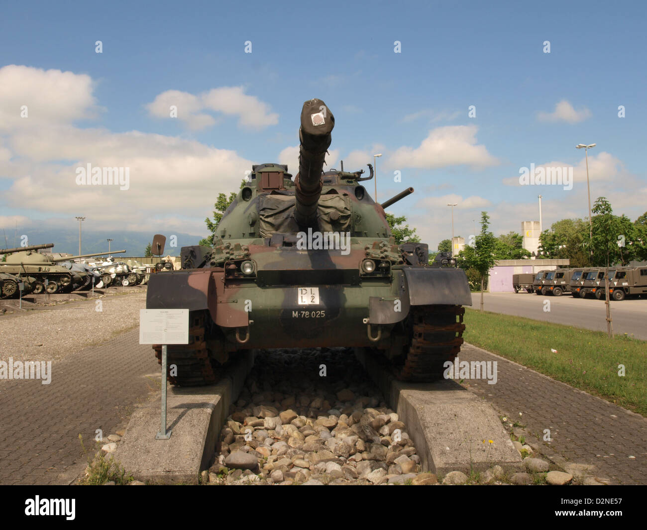 88 tank Banque de photographies et d’images à haute résolution - Alamy
