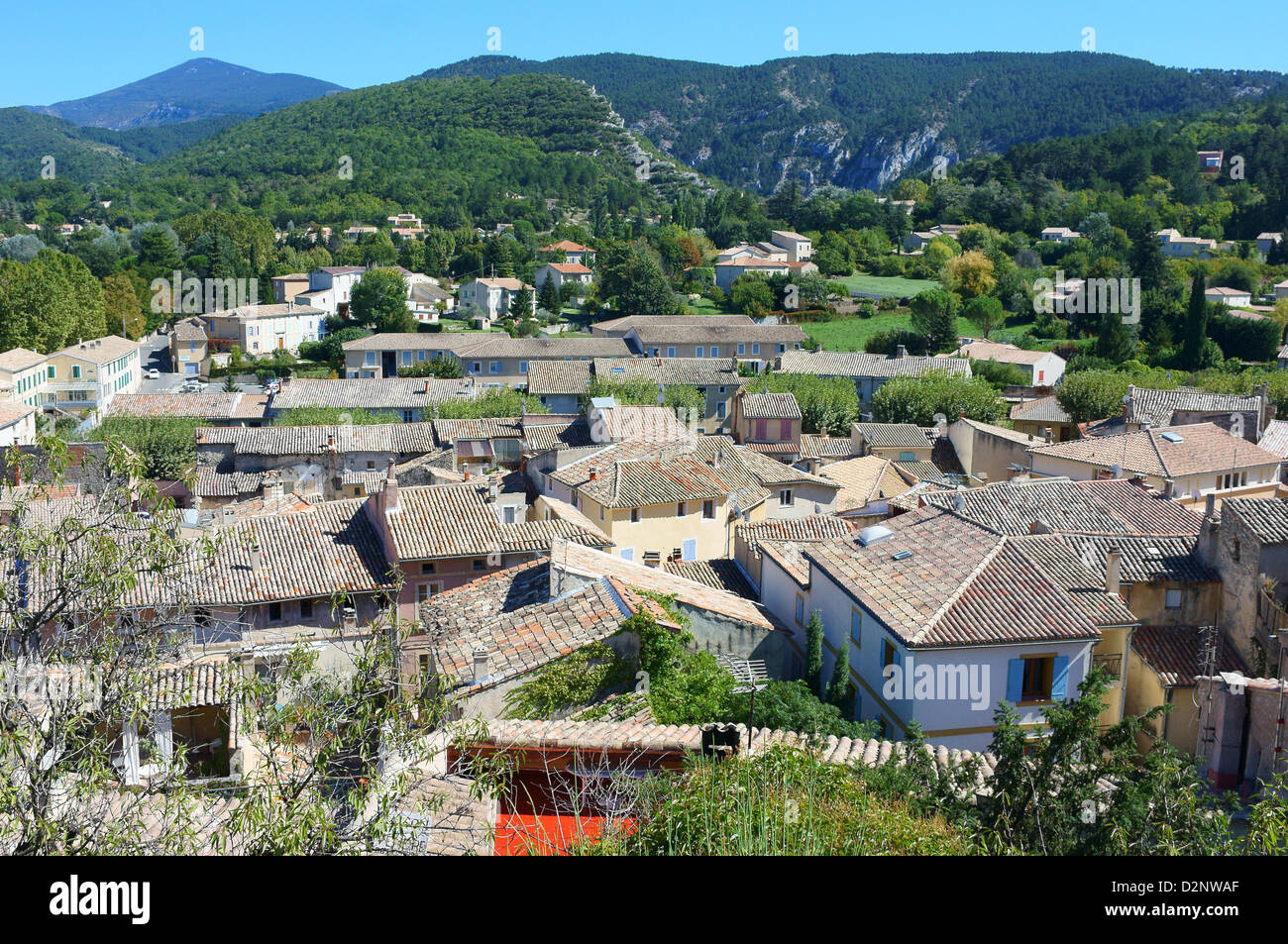 Malaucene village vaucluse provence Banque de photographies et d’images ...