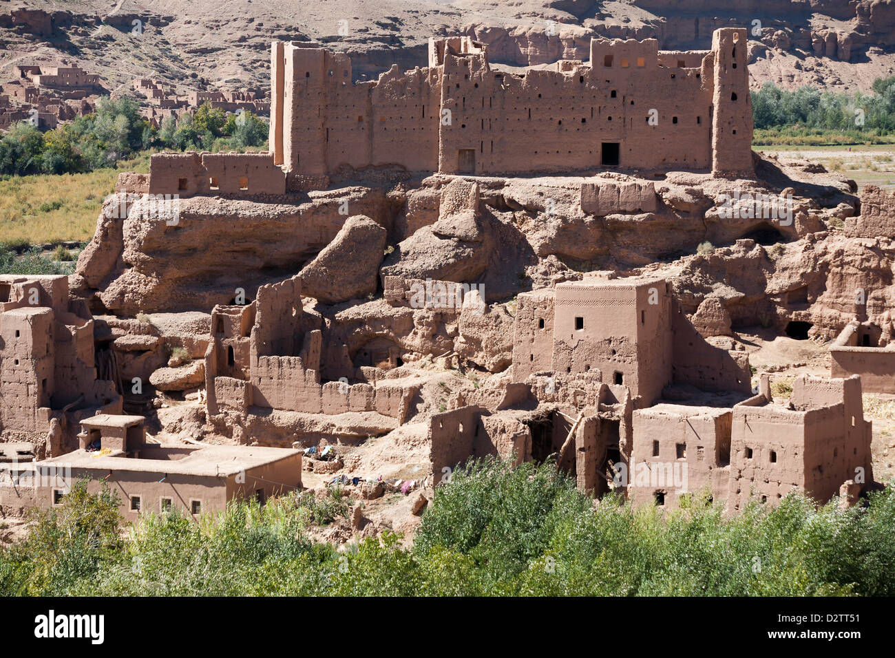 Vallée des roses maroc Banque de photographies et d’images à haute ...