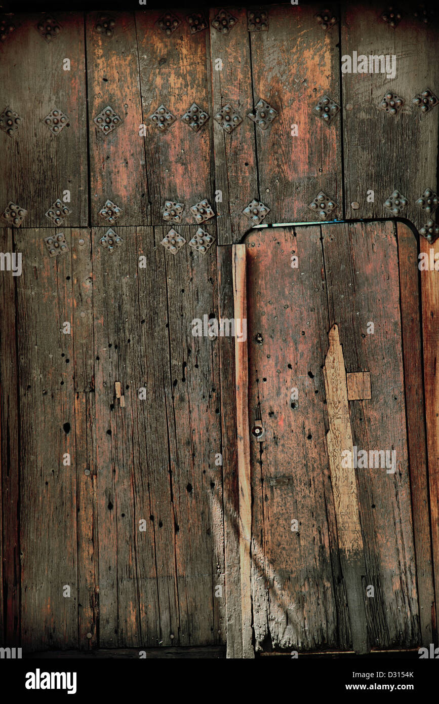 Porte secrète cachée Banque de photographies et d’images à haute ...