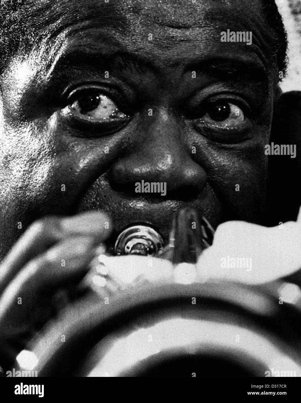 Louis armstrong trumpet Banque de photographies et d’images à haute ...