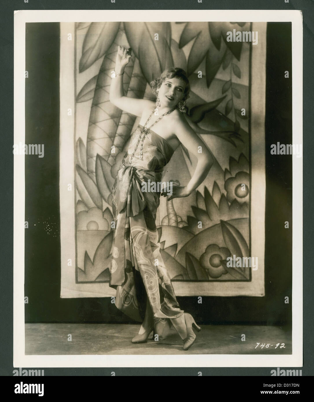 Olga baclanova Banque de photographies et d’images à haute résolution ...