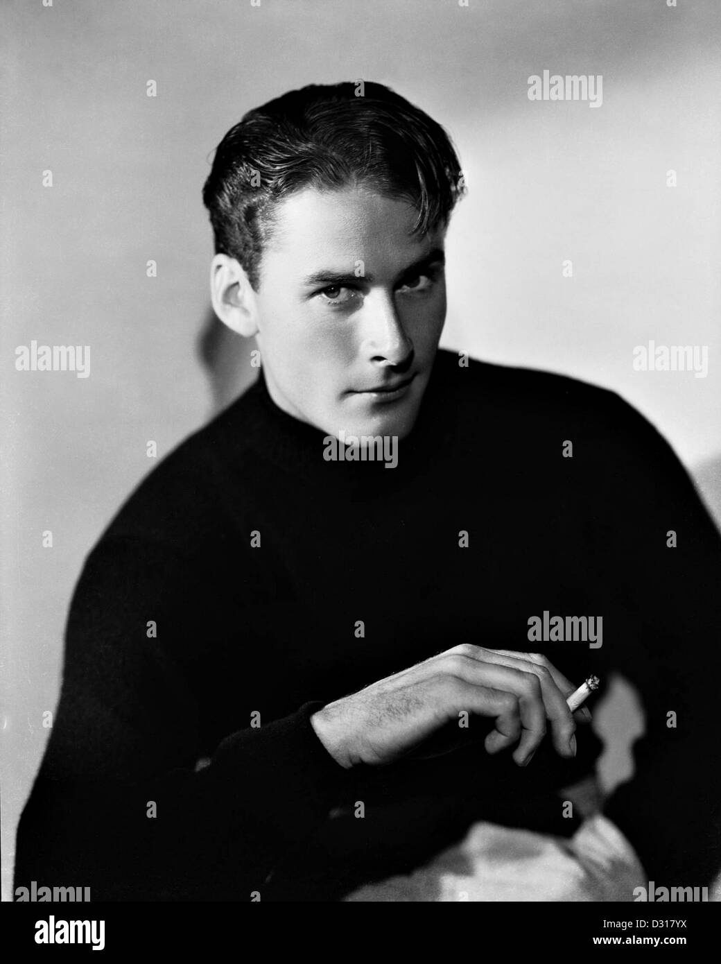 Errol flynn portrait Banque d'images noir et blanc - Alamy
