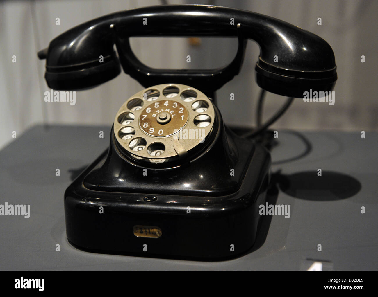 Invention telephone Banque de photographies et d’images à haute ...