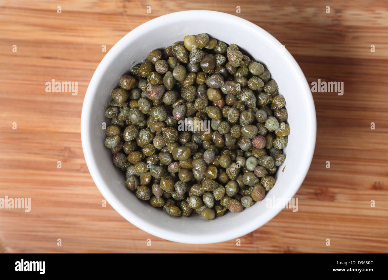 Baby capers Banque de photographies et d’images à haute résolution - Alamy