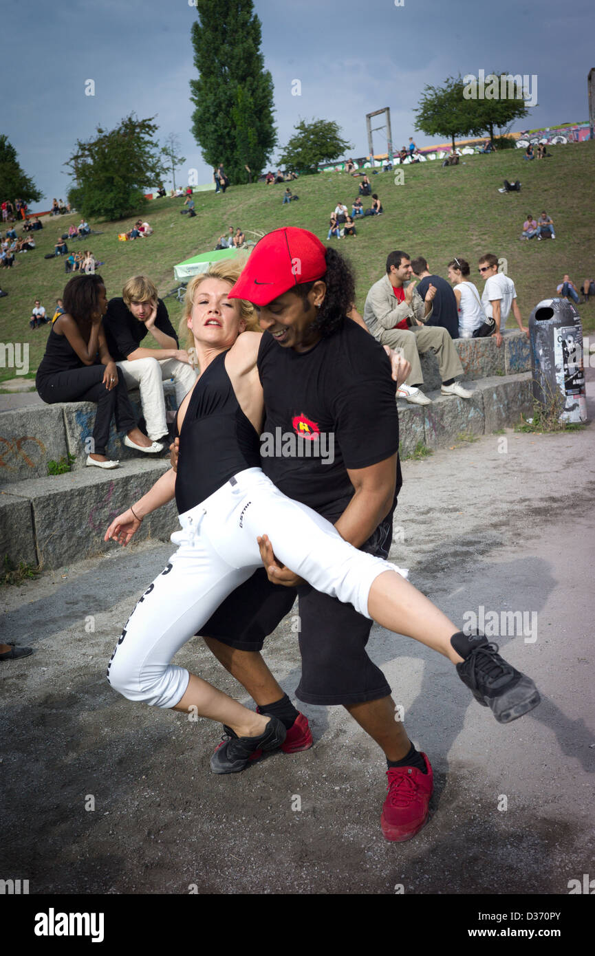 Zouk dance Banque de photographies et d’images à haute résolution - Alamy