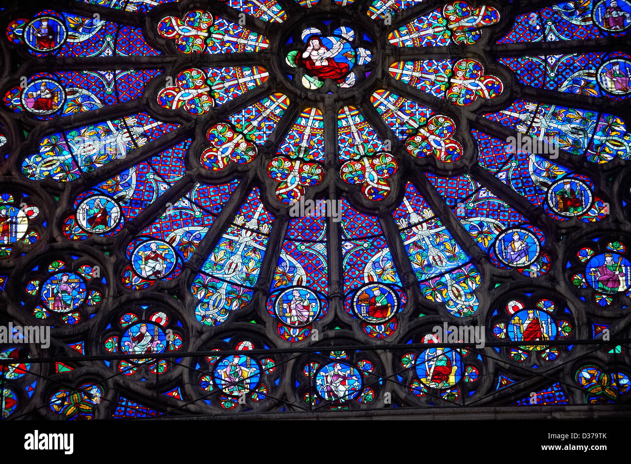 Basilica de saint denis vitrales Banque de photographies et d’images à ...