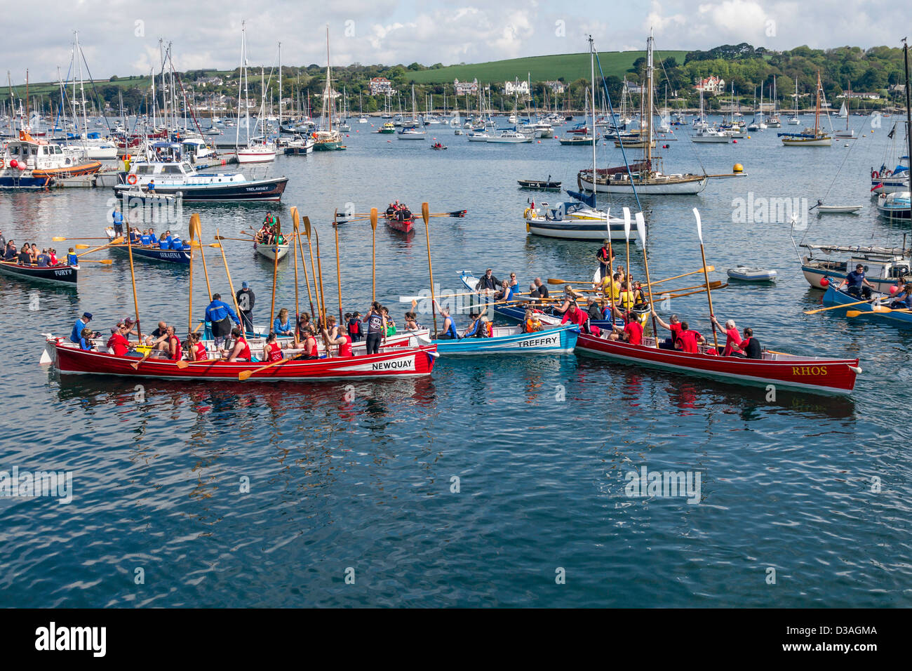 Concerts pilote recueillir dans Falmouth port intérieur pour célébrer l ...