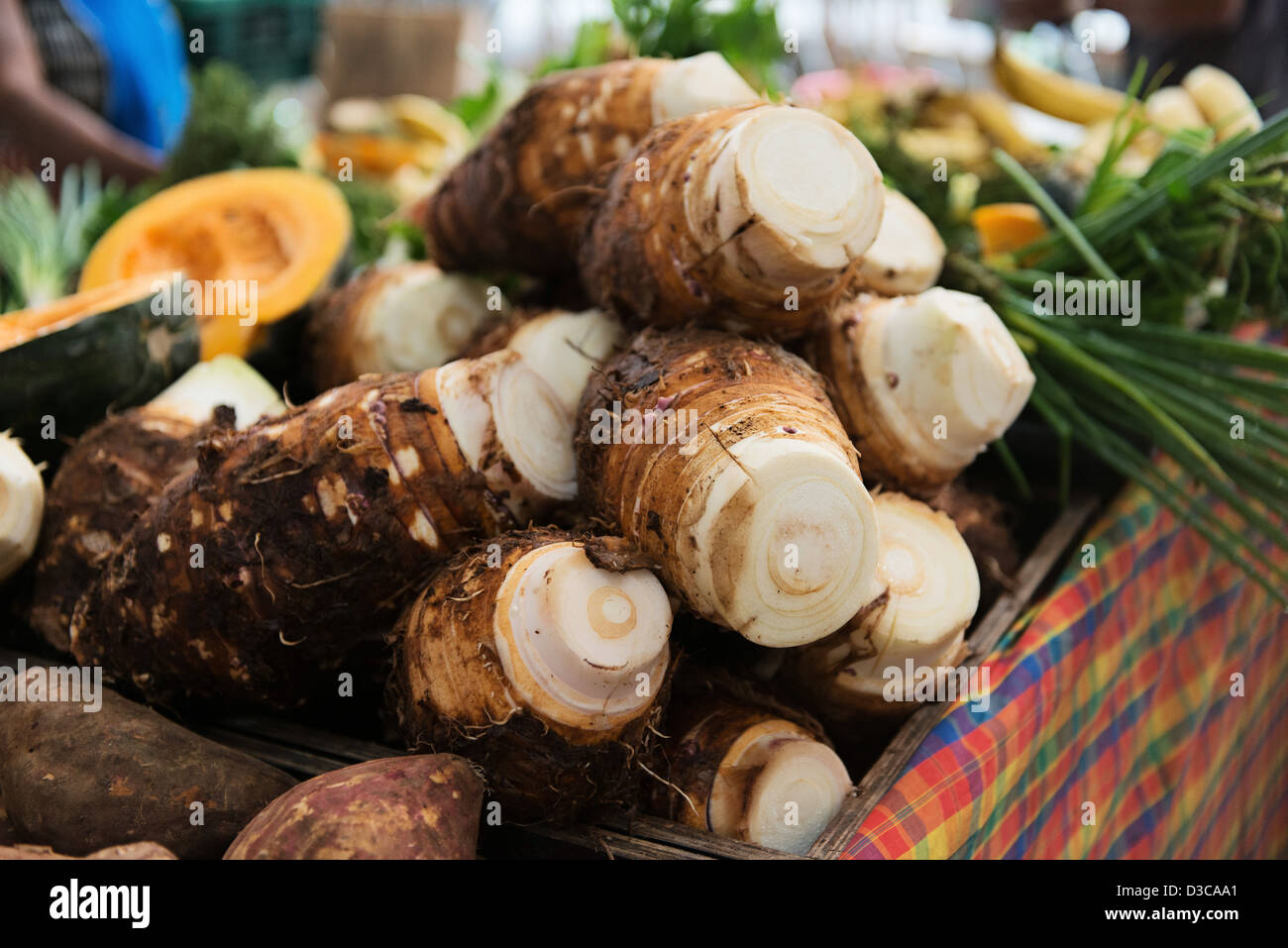 Les fruits tropicaux et les légumes à Fort-de-France, Martinique, île ...