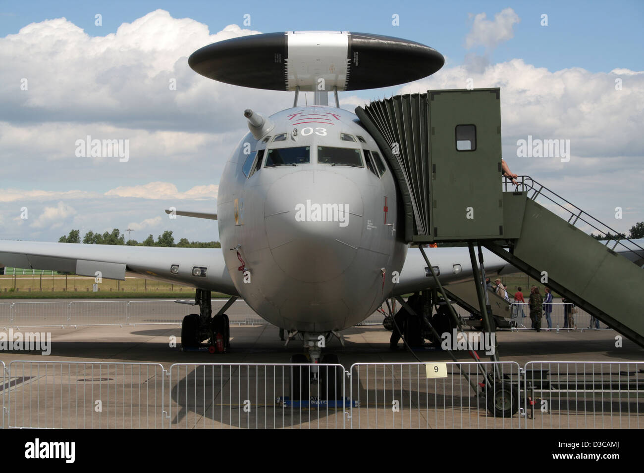 Avion radar Banque de photographies et d’images à haute résolution - Alamy