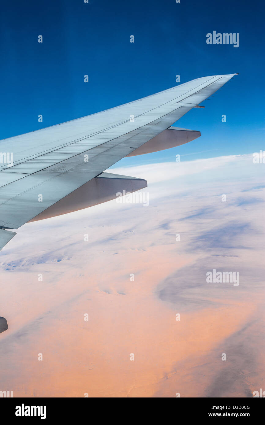 En survolant le désert du Sahara en Afrique Photo Stock - Alamy