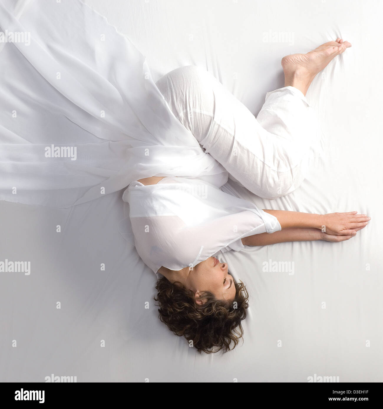 Foetal position Banque de photographies et d’images à haute résolution ...