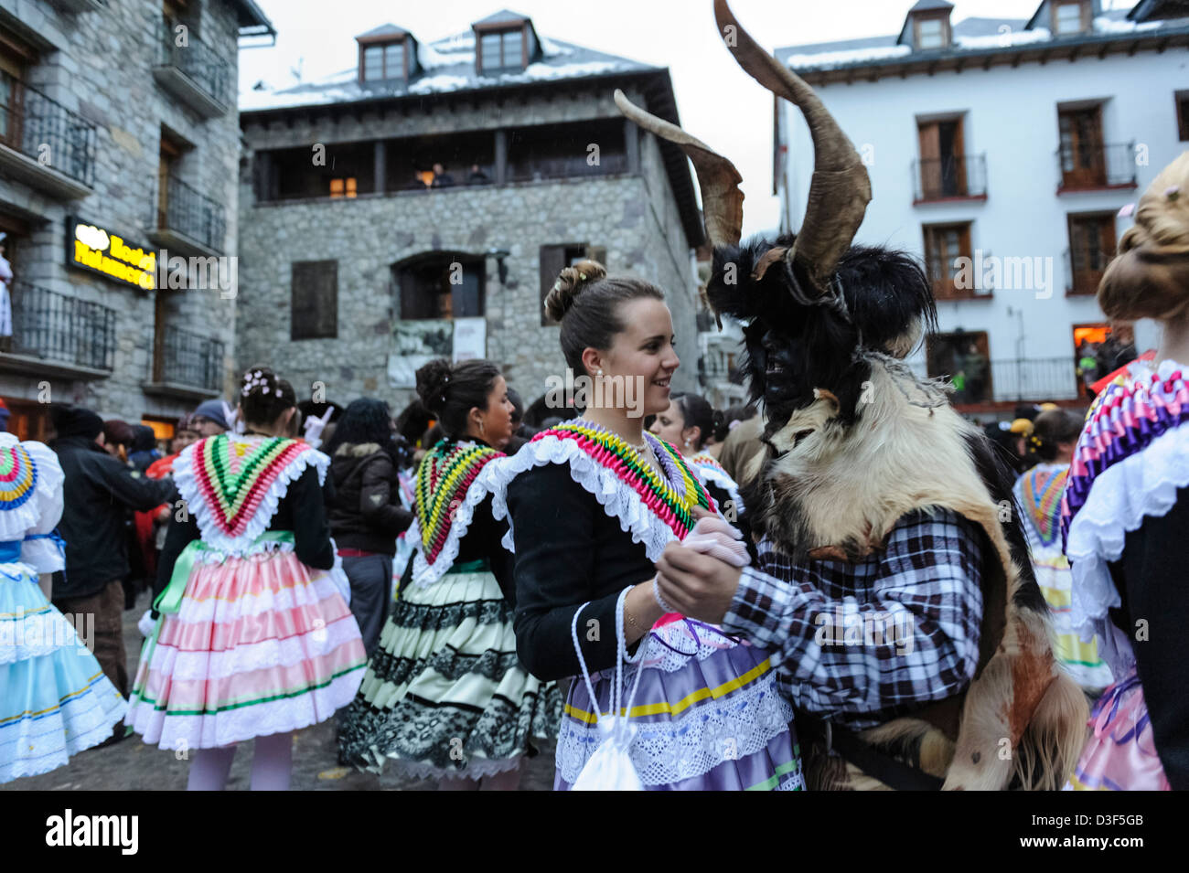 Carnaval de Bielsa, l'un des plus traditionnelles de carnaval dans les ...