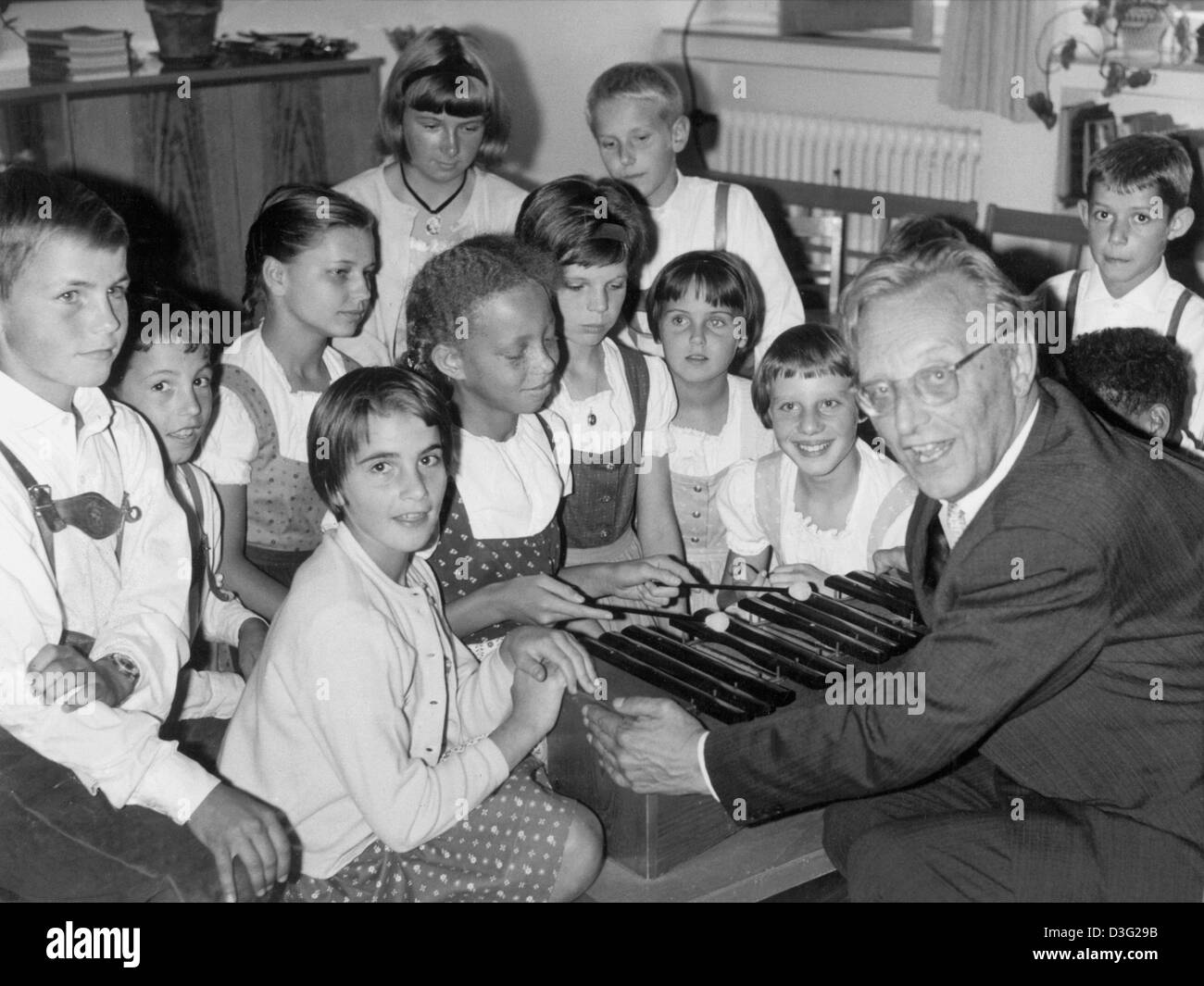 Carl orff Banque de photographies et d’images à haute résolution - Alamy