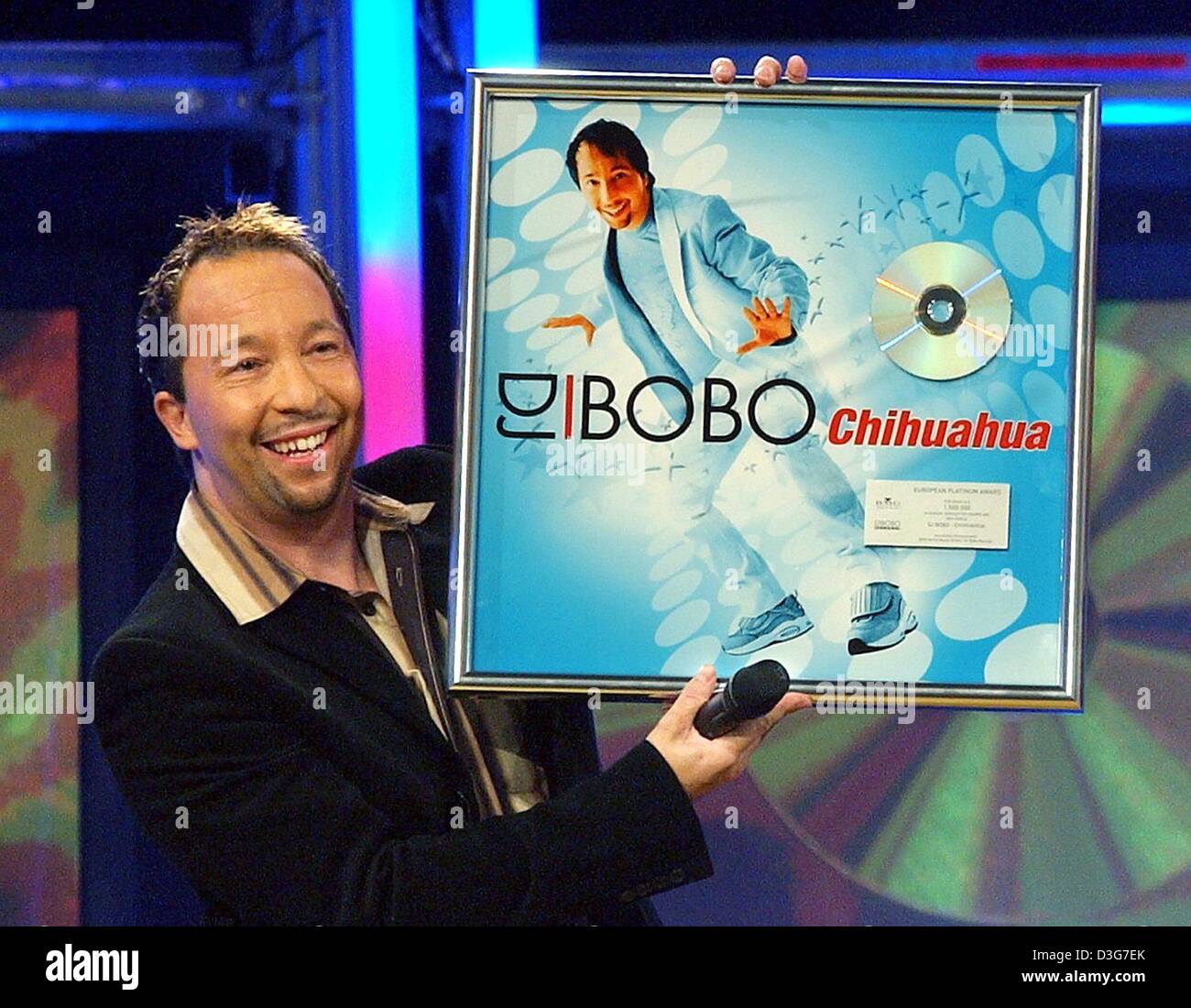 Dj bobo chihuahua Banque de photographies et d’images à haute ...