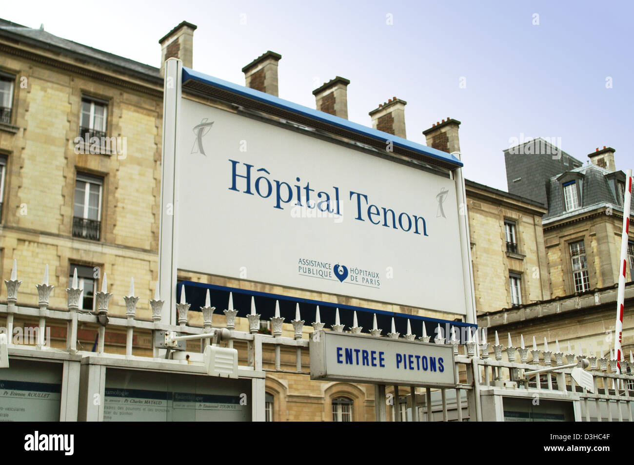 Hopital tenon Banque de photographies et d’images à haute résolution ...