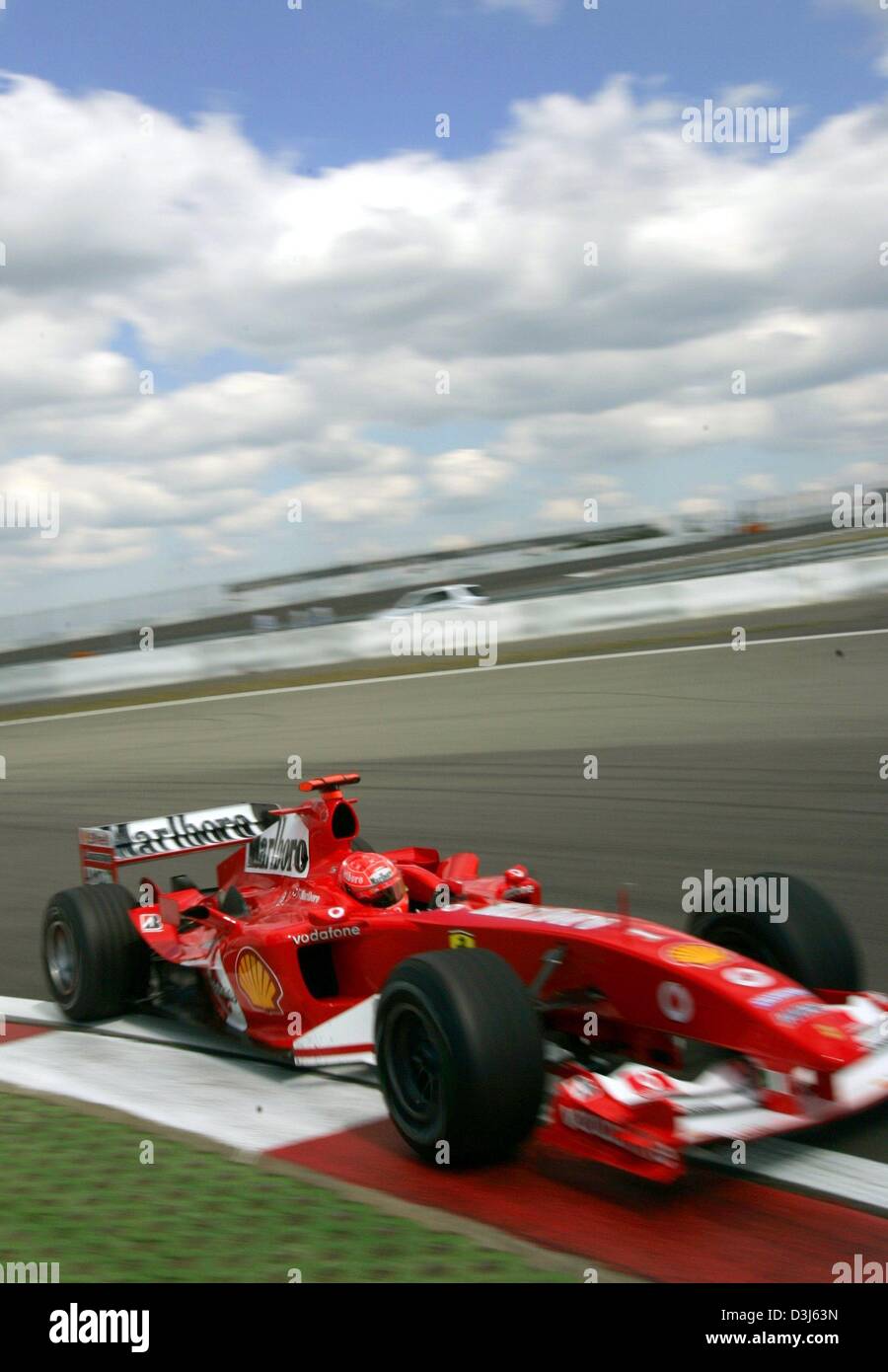 Michael schumacher racing a ferrari Banque de photographies et d’images ...