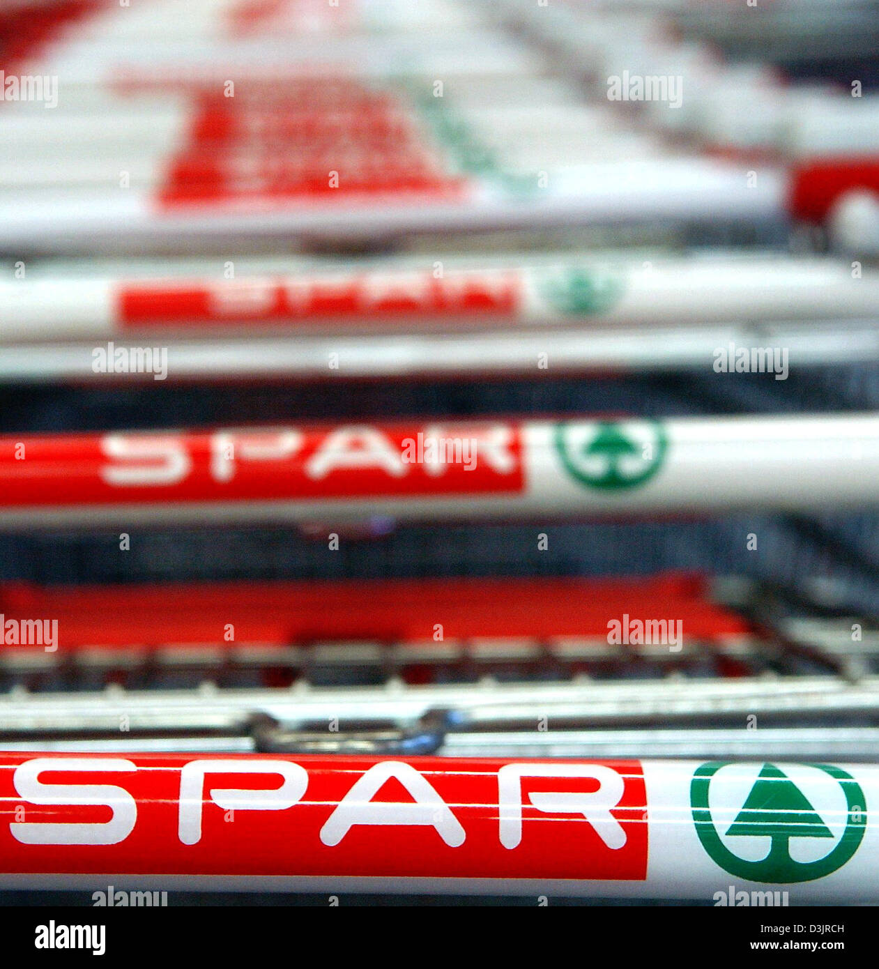 Spar logo Banque de photographies et d’images à haute résolution - Alamy